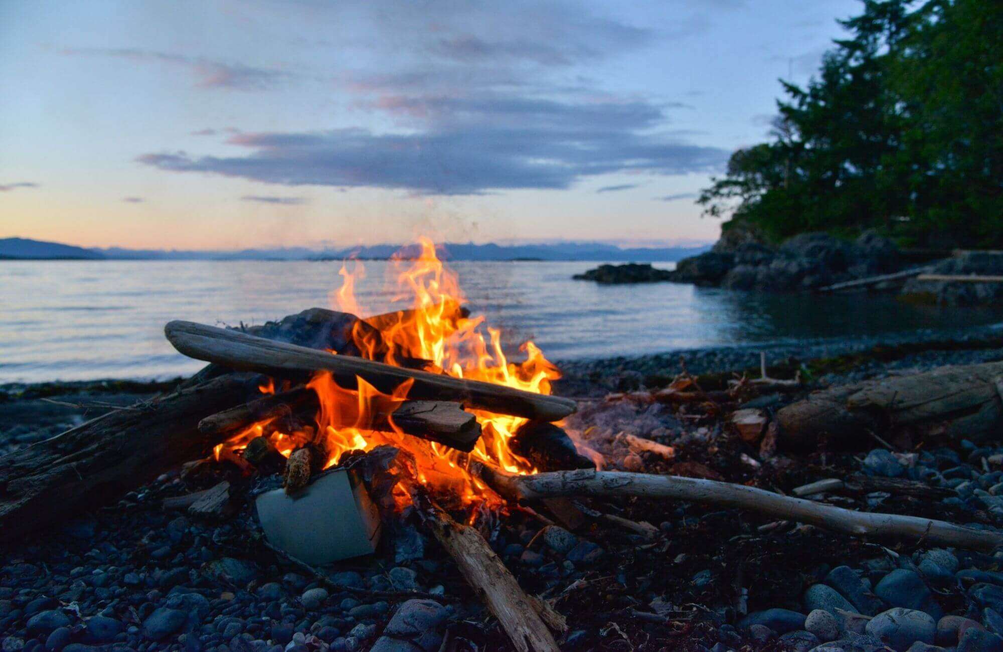 How to put out a campfire without water | Gone Camping Again