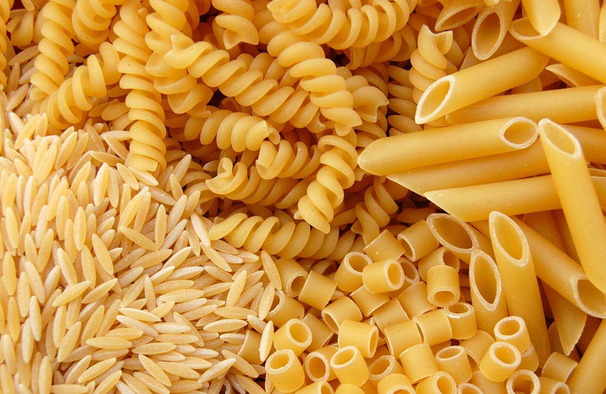 Top 10 best dehydrated camping foods (and how to make them) | Gone ...