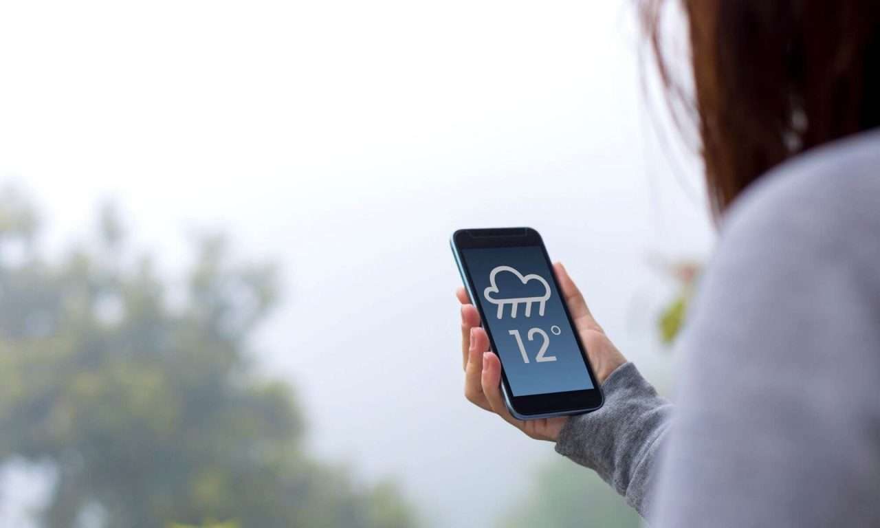 Camping in the wind: Biggest risks and how to do it safely | Gone ...