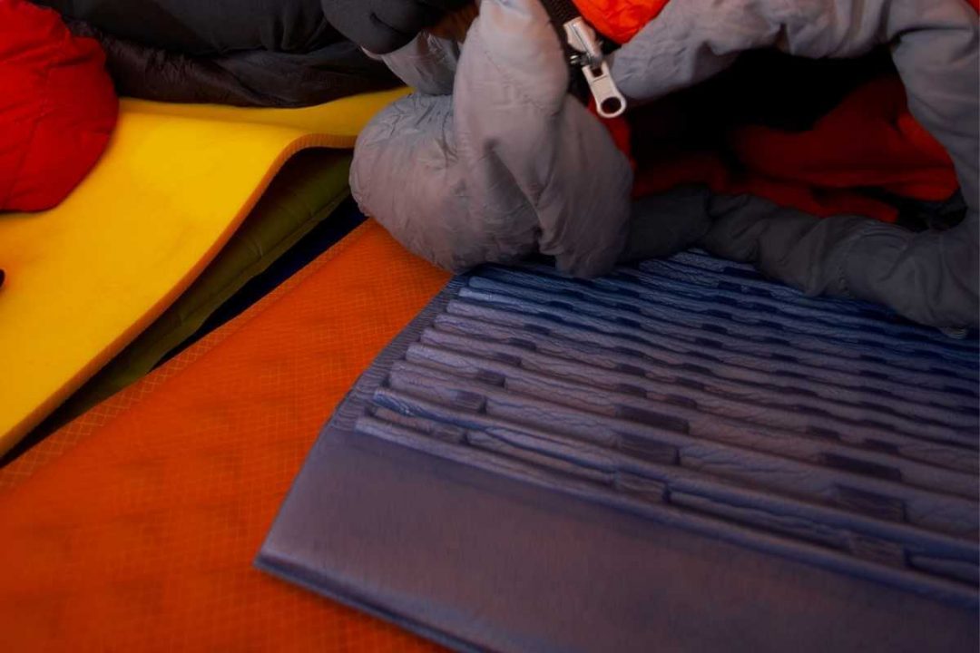 How to choose a camping mattress or sleeping pad with the right R-value ...