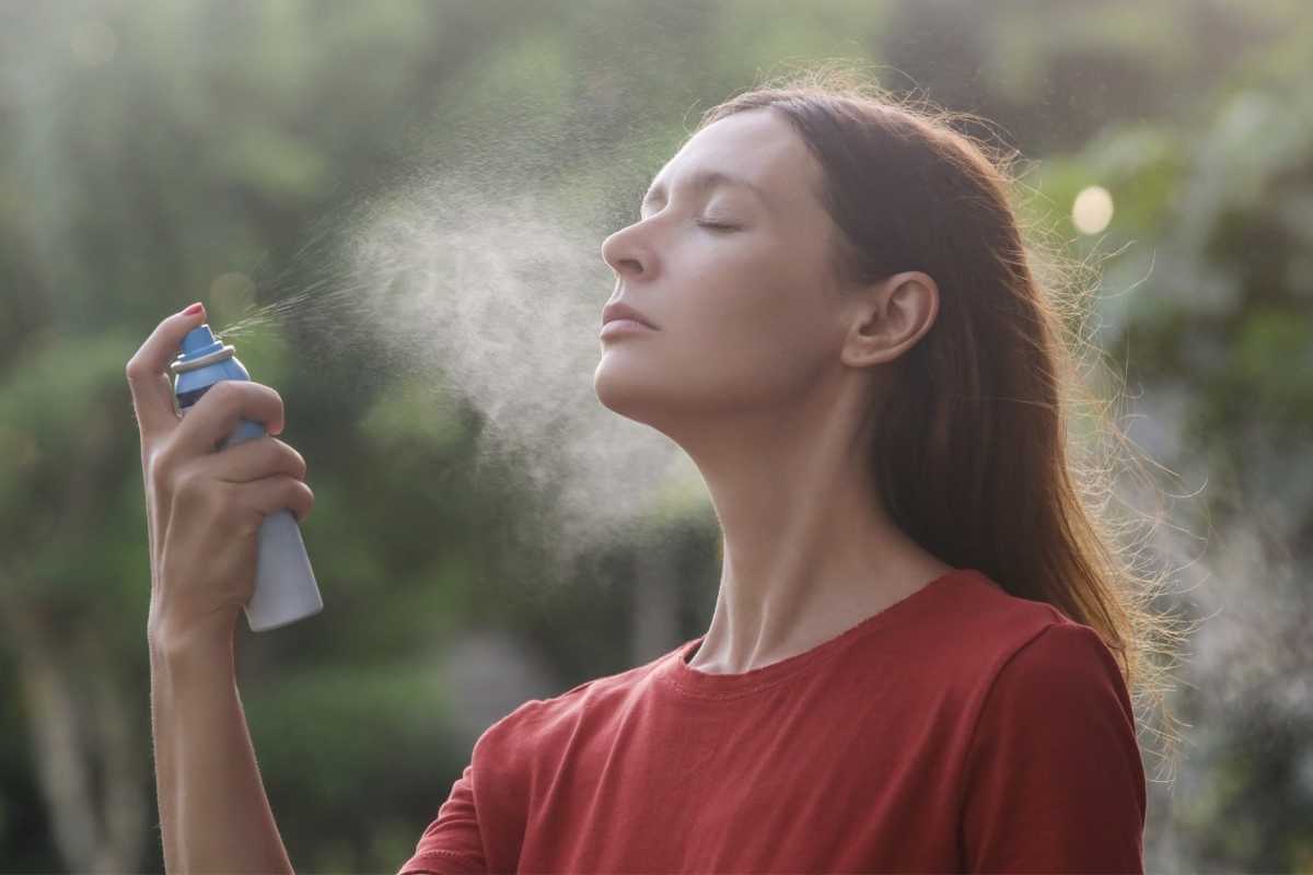 7 camping makeup tips for a practical outdoor beauty routine