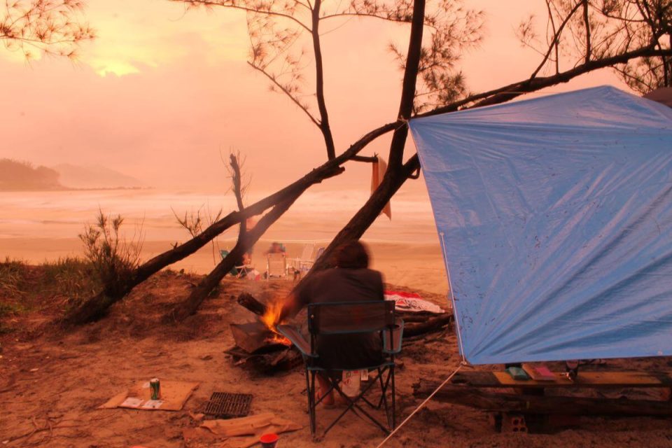 Camping in the wind: Biggest risks and how to do it safely | Gone ...